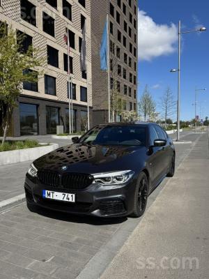 Grey BMW 540 2019 in Riga, with an engine capacity of 3.00 L and mileage of 118 thousand km for 29000 €, photo 1 on AUTOMOTO.COM.LV