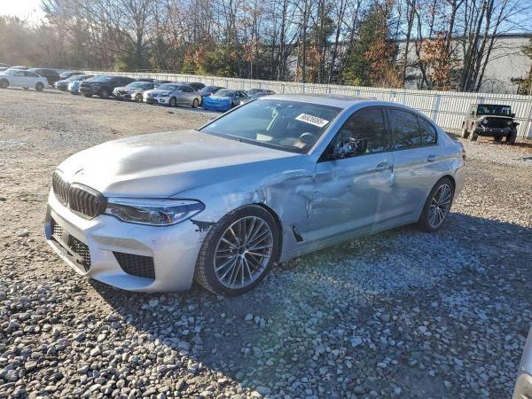 Pelēks BMW 540 2019 Klaipėda, ar dzinēja tilpumu 3.00 L un nobraukumu 93 tūkst. km par 15000 €, foto 1 vietnē AUTOMOTO.COM.LV