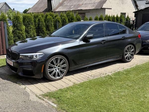 Pelēks BMW 540 2019 Trakai, ar dzinēja tilpumu 3.00 L un nobraukumu 184 tūkst. km par 21000 €, foto  vietnē AUTOMOTO.COM.LV