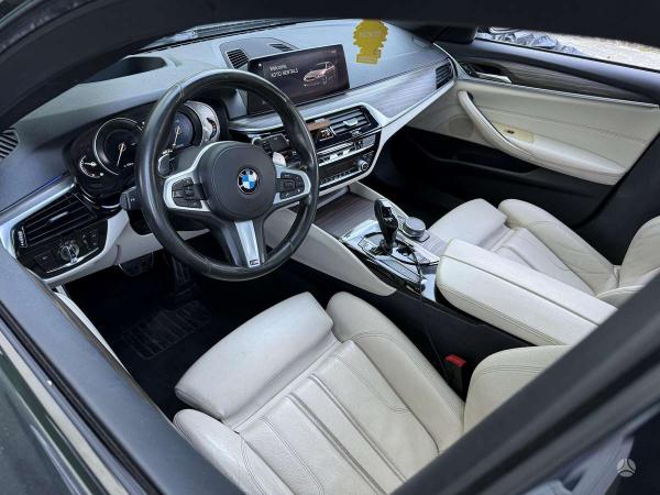 Grey BMW 540 2019 in Trakai, with an engine capacity of 3.00 L and mileage of 184 thousand km for 21000 €, photo 6 on AUTOMOTO.COM.LV