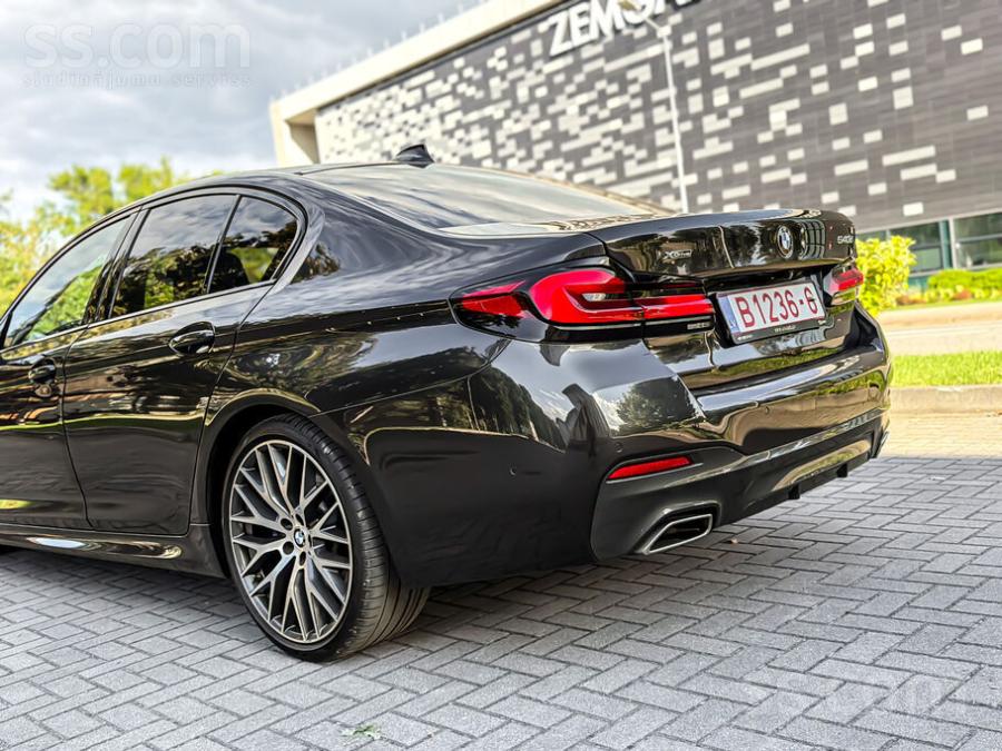 Pelēks BMW 540 2020 Jelgava, ar dzinēja tilpumu 3.00 L un nobraukumu 230 tūkst. km par 31700 €, foto 10 vietnē AUTOMOTO.COM.LV