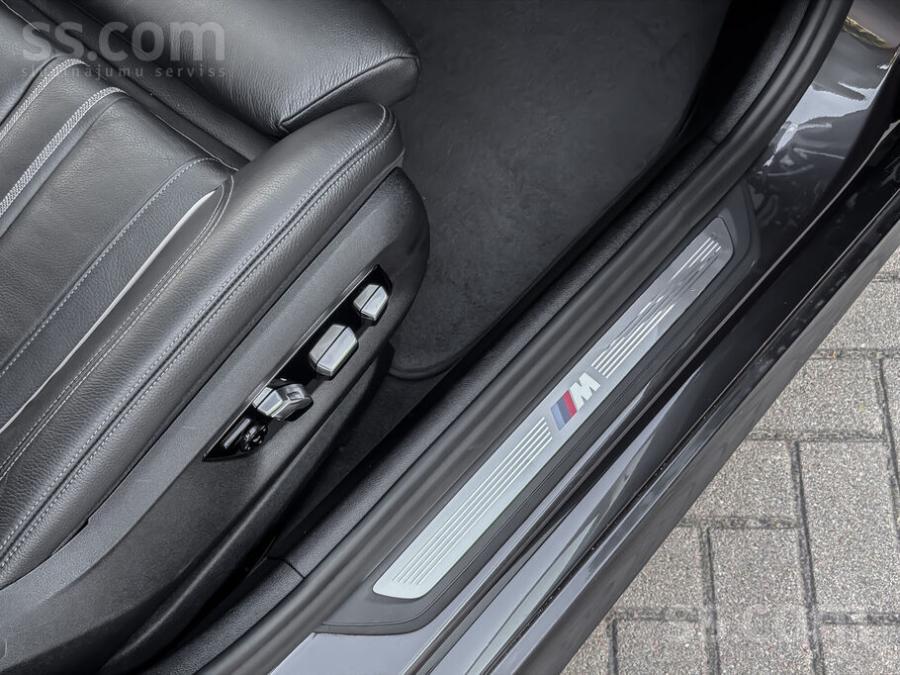 Pelēks BMW 540 2020 Jelgava, ar dzinēja tilpumu 3.00 L un nobraukumu 230 tūkst. km par 31700 €, foto 22 vietnē AUTOMOTO.COM.LV
