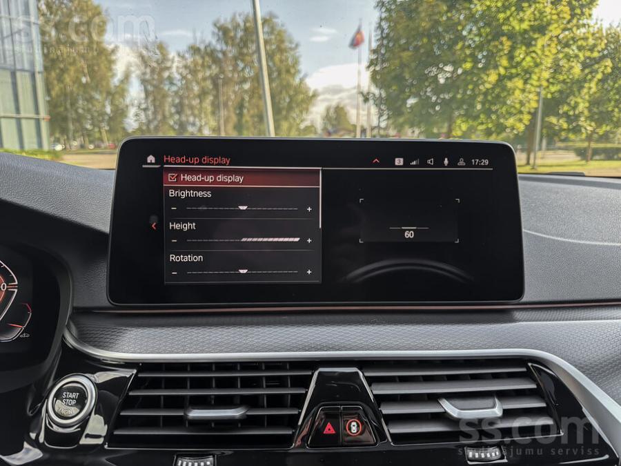 Pelēks BMW 540 2020 Jelgava, ar dzinēja tilpumu 3.00 L un nobraukumu 230 tūkst. km par 31700 €, foto 29 vietnē AUTOMOTO.COM.LV