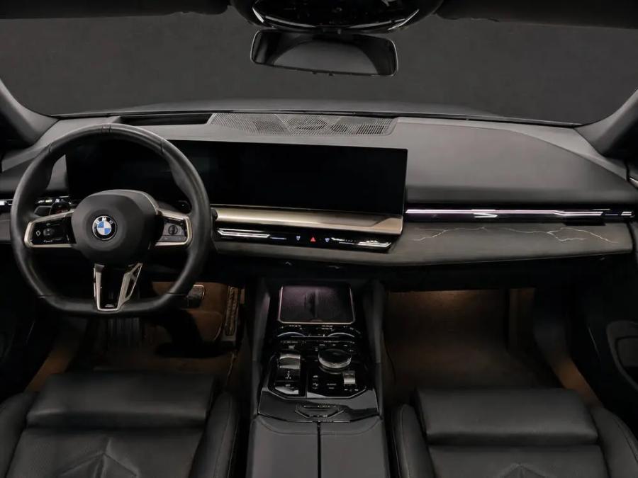 Pelēks BMW 540 2025 Rīga, ar dzinēja tilpumu 3.00 L un nobraukumu 73 tūkst. km par 72900 €, foto 7 vietnē AUTOMOTO.COM.LV