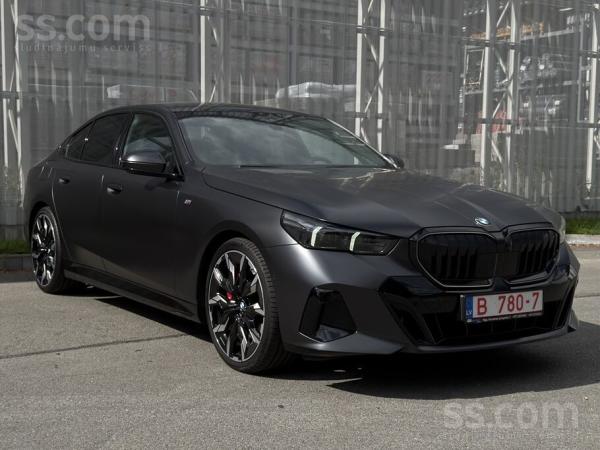 Pelēks BMW 540 2025 Rīga, ar dzinēja tilpumu 3.00 L un nobraukumu 73 tūkst. km par 72900 €, foto 4 vietnē AUTOMOTO.COM.LV