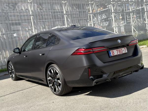 Pelēks BMW 540 2025 Rīga, ar dzinēja tilpumu 3.00 L un nobraukumu 73 tūkst. km par 72900 €, foto 7 vietnē AUTOMOTO.COM.LV