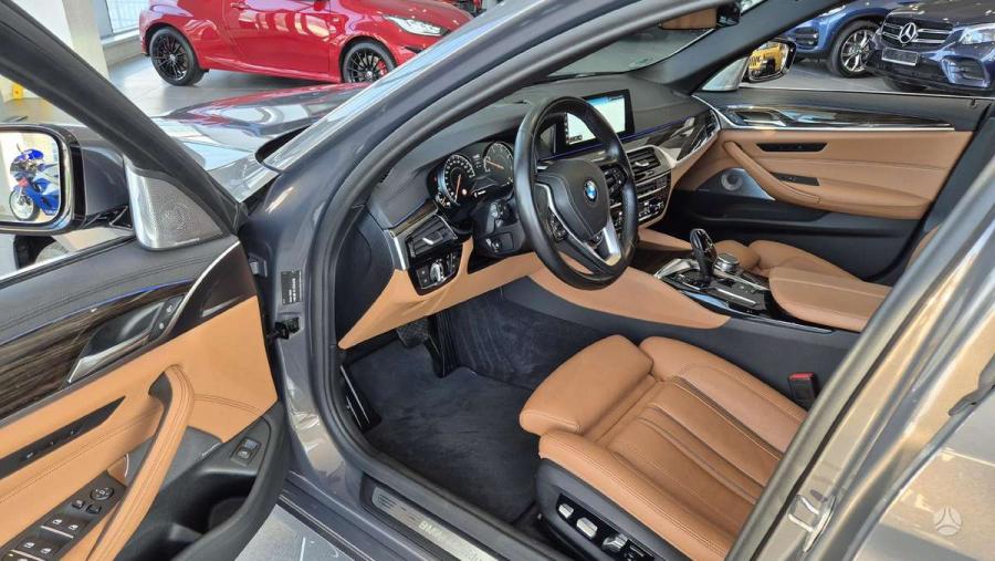 Pelēks BMW 540 2017 Marijampole, ar dzinēja tilpumu 2.99 L un nobraukumu 201 tūkst. km par 23999 €, foto 16 vietnē AUTOMOTO.COM.LV