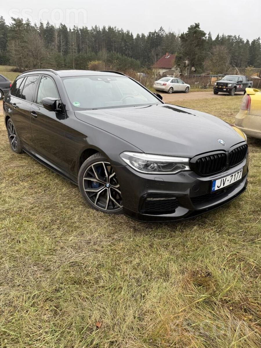 Grey BMW 540 2017 in Tukums, with an engine capacity of 3.00 L and mileage of 278 thousand km for 23500 €, photo 1 on AUTOMOTO.COM.LV