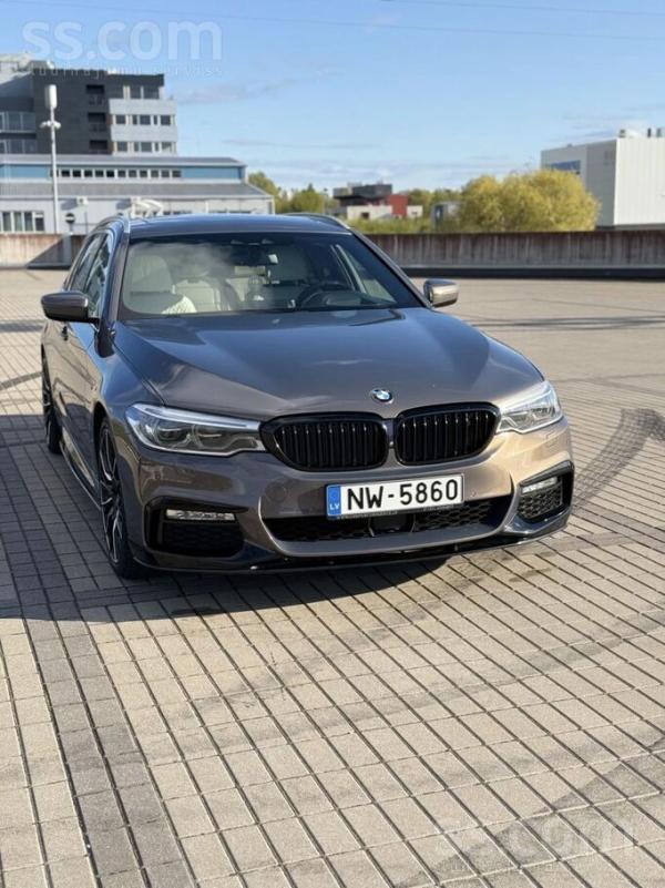 Grey BMW 540 2017 in Riga, with an engine capacity of 3.00 L and mileage of 270 thousand km for 24600 €, photo 1 on AUTOMOTO.COM.LV