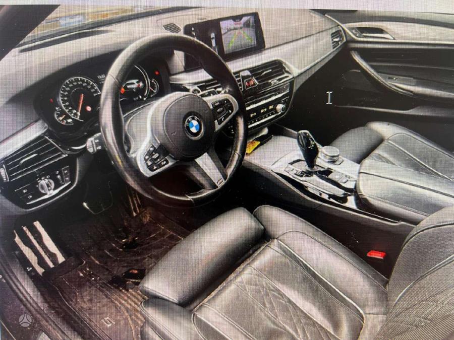 Pelēks BMW 540 2017 Panevēža, ar dzinēja tilpumu 2.99 L un nobraukumu 250 tūkst. km par 20900 €, foto 5 vietnē AUTOMOTO.COM.LV