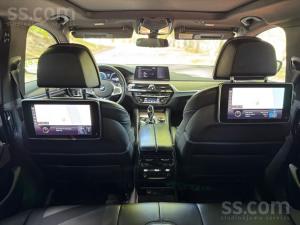 Grey BMW 540 2017 in Bauska, with an engine capacity of 4.00 L and mileage of 0 thousand km for 24370 €, photo 23 on AUTOMOTO.COM.LV