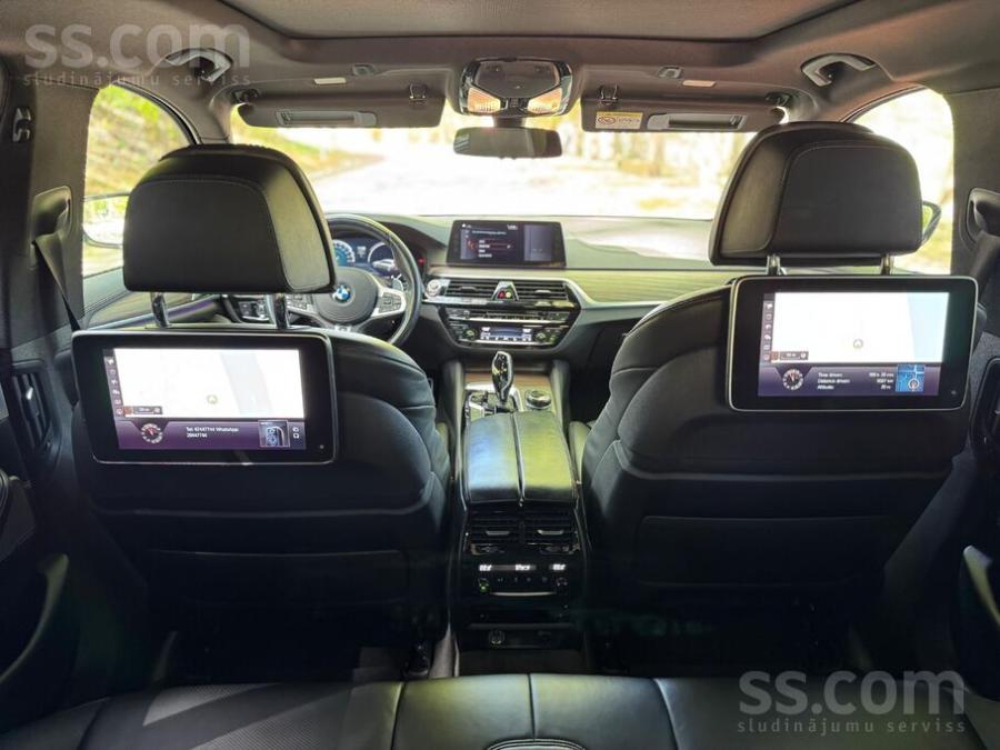 Grey BMW 540 2017 in Bauska, with an engine capacity of 4.00 L and mileage of 0 thousand km for 24370 €, photo 23 on AUTOMOTO.COM.LV