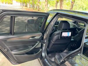 Grey BMW 540 2017 in Bauska, with an engine capacity of 4.00 L and mileage of 0 thousand km for 24370 €, photo 24 on AUTOMOTO.COM.LV