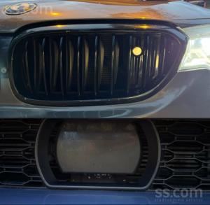 Pelēks BMW 540 2017 Rīga, ar dzinēja tilpumu 3.00 L un nobraukumu 275 tūkst. km par 23600 €, foto 9 vietnē AUTOMOTO.COM.LV