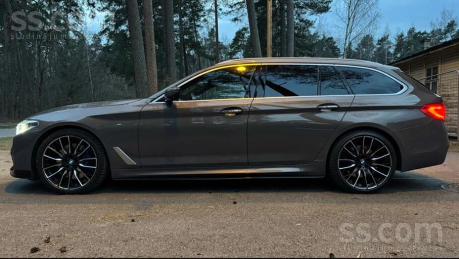 Pelēks BMW 540 2017 Rīga, ar dzinēja tilpumu 3.00 L un nobraukumu 275 tūkst. km par 23600 €, foto 21 vietnē AUTOMOTO.COM.LV