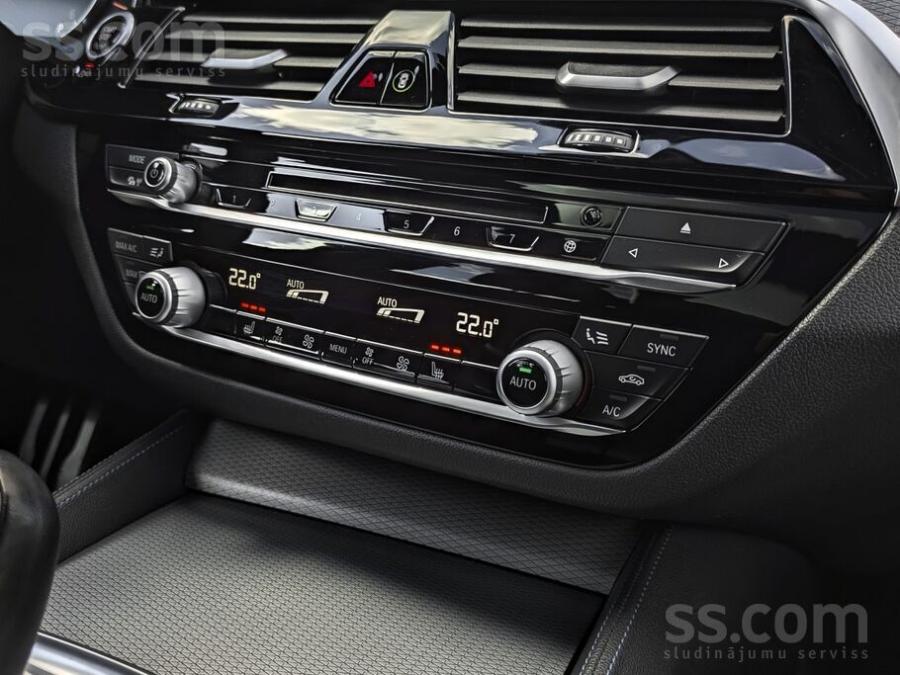 Pelēks BMW 540 2017 Tukums, ar dzinēja tilpumu 3.00 L un nobraukumu 277 tūkst. km par 19990 €, foto 18 vietnē AUTOMOTO.COM.LV
