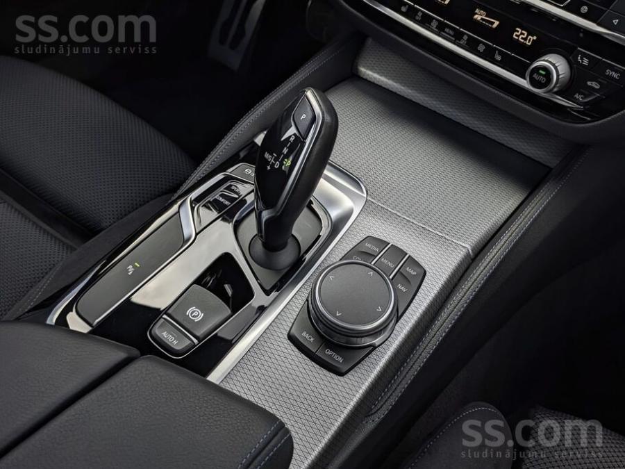 Pelēks BMW 540 2017 Tukums, ar dzinēja tilpumu 3.00 L un nobraukumu 277 tūkst. km par 19990 €, foto 21 vietnē AUTOMOTO.COM.LV