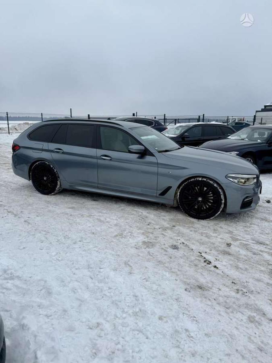 Grey BMW 540 2018 in Kaunas, with an engine capacity of 2.99 L and mileage of 302 thousand km for 22999 €, photo 7 on AUTOMOTO.COM.LV