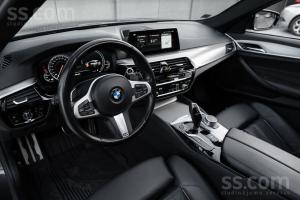 Grey BMW 540 2018 in Jurmala, with an engine capacity of 3.00 L and mileage of 144 thousand km for 23800 €, photo 5 on AUTOMOTO.COM.LV