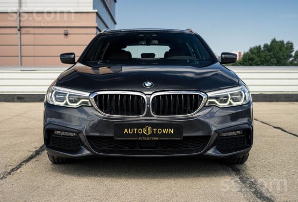 Grey BMW 540 2018 in Riga, with an engine capacity of 3.00 L and mileage of 195 thousand km for 26499 €, photo 3 on AUTOMOTO.COM.LV