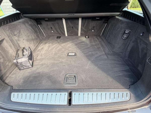 Pelēks BMW 540 2018 Viļņa, ar dzinēja tilpumu 3.00 L un nobraukumu 206 tūkst. km par 22000 €, foto 5 vietnē AUTOMOTO.COM.LV