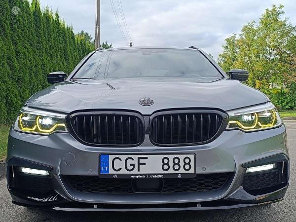 Grey BMW 540 2018 in Vilnius, with an engine capacity of 2.99 L and mileage of 63 thousand km for 23900 €, photo 7 on AUTOMOTO.COM.LV