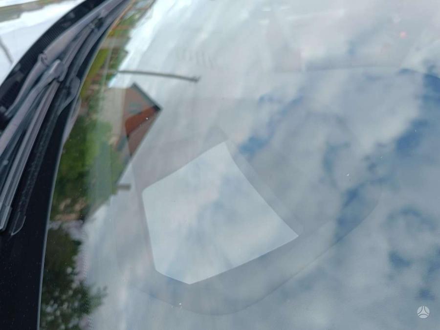 Grey BMW 540 2018 in Vilnius, with an engine capacity of 2.99 L and mileage of 63 thousand km for 23900 €, photo 20 on AUTOMOTO.COM.LV