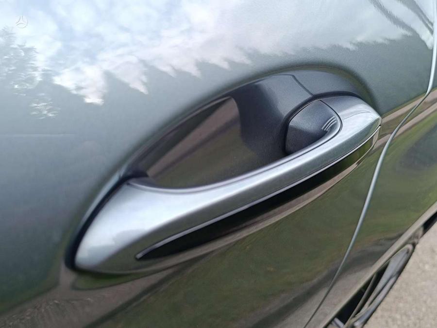 Grey BMW 540 2018 in Vilnius, with an engine capacity of 2.99 L and mileage of 63 thousand km for 23900 €, photo 21 on AUTOMOTO.COM.LV