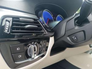 Grey BMW 540 2018 in Vilnius, with an engine capacity of 2.99 L and mileage of 63 thousand km for 23900 €, photo 34 on AUTOMOTO.COM.LV
