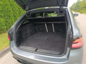 Grey BMW 540 2018 in Vilnius, with an engine capacity of 2.99 L and mileage of 63 thousand km for 23900 €, photo 39 on AUTOMOTO.COM.LV