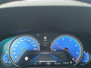 Grey BMW 540 2018 in Vilnius, with an engine capacity of 2.99 L and mileage of 63 thousand km for 23900 €, photo 46 on AUTOMOTO.COM.LV