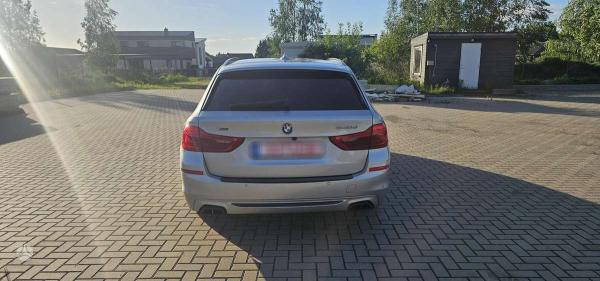 Grey BMW 540 2018 in Vilnius, with an engine capacity of 2.99 L and mileage of 292 thousand km for 16000 €, photo 9 on AUTOMOTO.COM.LV