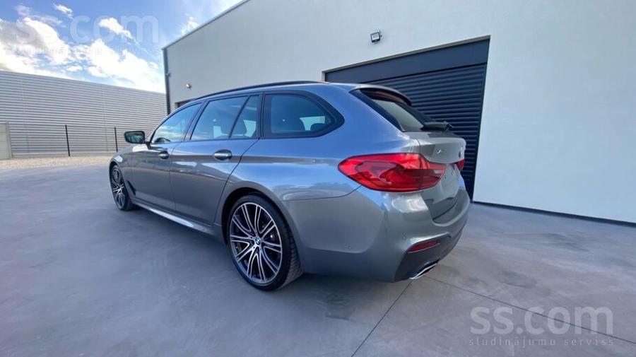 Grey BMW 540 2018 in Riga, with an engine capacity of 3.00 L and mileage of 312 thousand km for 24900 €, photo 4 on AUTOMOTO.COM.LV