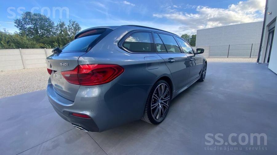 Grey BMW 540 2018 in Riga, with an engine capacity of 3.00 L and mileage of 312 thousand km for 24900 €, photo 6 on AUTOMOTO.COM.LV