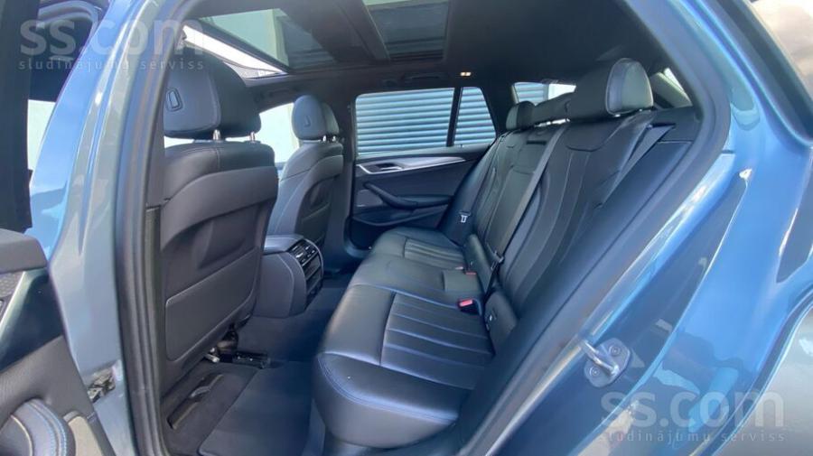 Grey BMW 540 2018 in Riga, with an engine capacity of 3.00 L and mileage of 312 thousand km for 24900 €, photo 14 on AUTOMOTO.COM.LV
