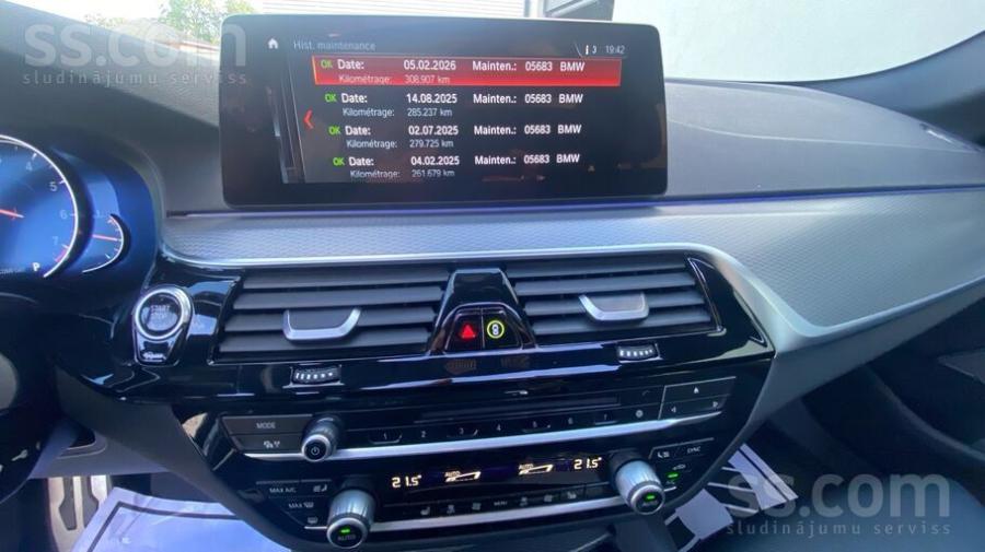 Grey BMW 540 2018 in Riga, with an engine capacity of 3.00 L and mileage of 312 thousand km for 24900 €, photo 18 on AUTOMOTO.COM.LV