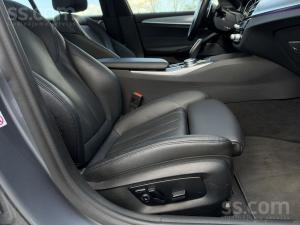 Grey BMW 540 2018 in Riga, with an engine capacity of 3.00 L and mileage of 312 thousand km for 22300 €, photo 18 on AUTOMOTO.COM.LV