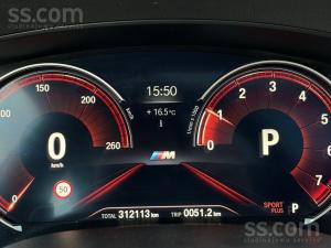 Grey BMW 540 2018 in Riga, with an engine capacity of 3.00 L and mileage of 312 thousand km for 22300 €, photo 22 on AUTOMOTO.COM.LV
