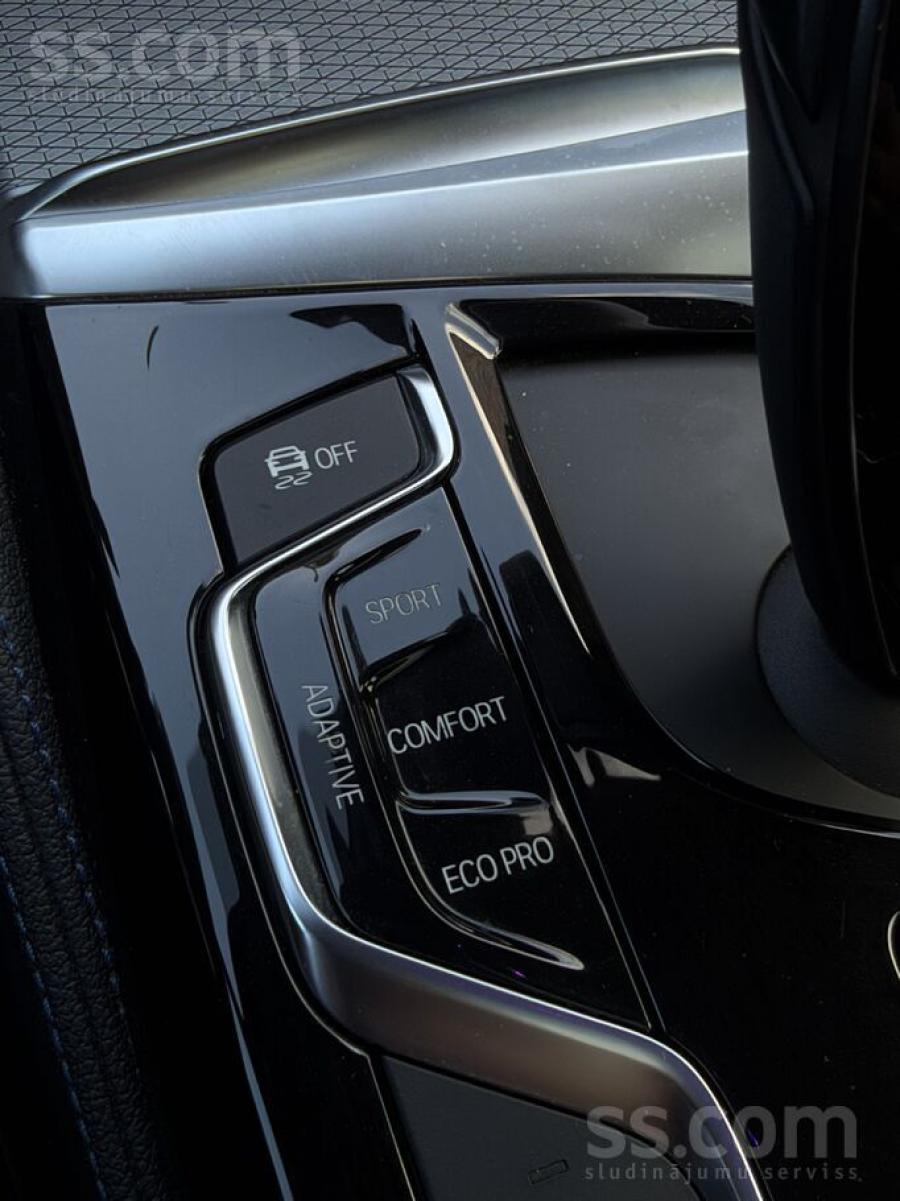 Grey BMW 540 2018 in Riga, with an engine capacity of 3.00 L and mileage of 312 thousand km for 22300 €, photo 24 on AUTOMOTO.COM.LV