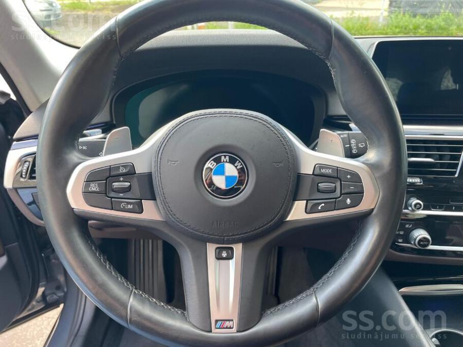 Pelēks BMW 540 2019 Rīga, ar dzinēja tilpumu 3.00 L un nobraukumu 263 tūkst. km par 24700 €, foto 17 vietnē AUTOMOTO.COM.LV