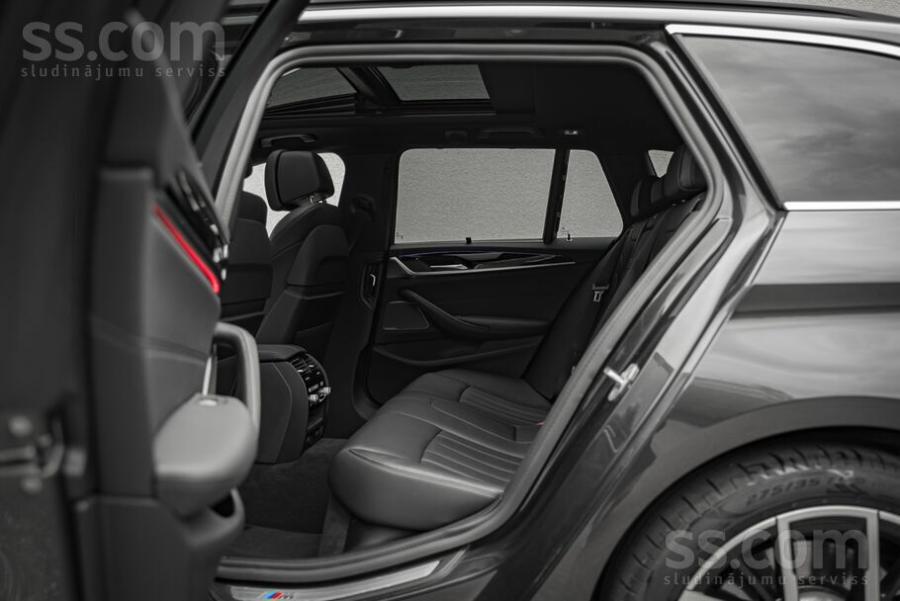 Pelēks BMW 540 2020 Rīga, ar dzinēja tilpumu 3.00 L un nobraukumu 212 tūkst. km par 27900 €, foto 15 vietnē AUTOMOTO.COM.LV