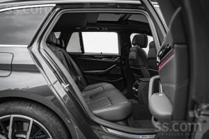 Pelēks BMW 540 2020 Rīga, ar dzinēja tilpumu 3.00 L un nobraukumu 212 tūkst. km par 27900 €, foto 16 vietnē AUTOMOTO.COM.LV