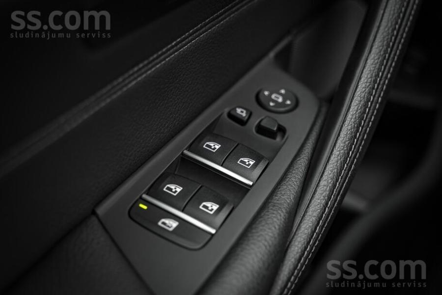 Pelēks BMW 540 2020 Rīga, ar dzinēja tilpumu 3.00 L un nobraukumu 212 tūkst. km par 27900 €, foto 29 vietnē AUTOMOTO.COM.LV