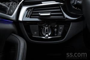 Pelēks BMW 540 2020 Rīga, ar dzinēja tilpumu 3.00 L un nobraukumu 212 tūkst. km par 27900 €, foto 30 vietnē AUTOMOTO.COM.LV
