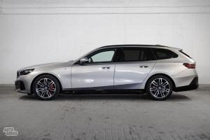 Pelēks BMW 540 2025 Viļņa, ar dzinēja tilpumu 3.00 L un nobraukumu 65 tūkst. km par 61991 €, foto 7 vietnē AUTOMOTO.COM.LV