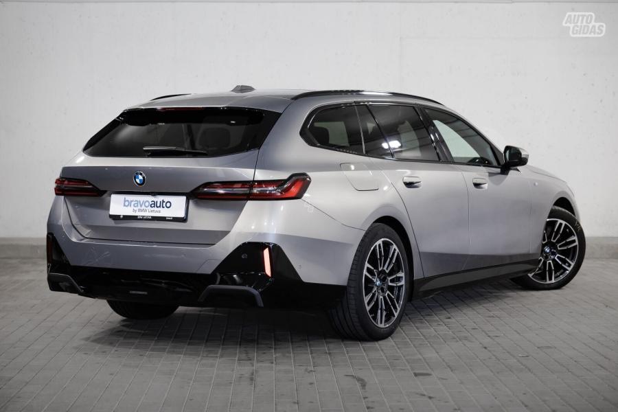 Pelēks BMW 540 2025 Viļņa, ar dzinēja tilpumu 3.00 L un nobraukumu 65 tūkst. km par 61991 €, foto 11 vietnē AUTOMOTO.COM.LV