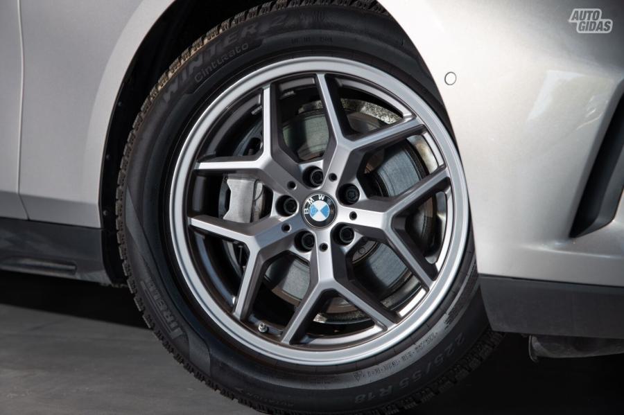 Pelēks BMW 540 2025 Kauņa, ar dzinēja tilpumu 3.00 L un nobraukumu 37 tūkst. km par 61741 €, foto 10 vietnē AUTOMOTO.COM.LV