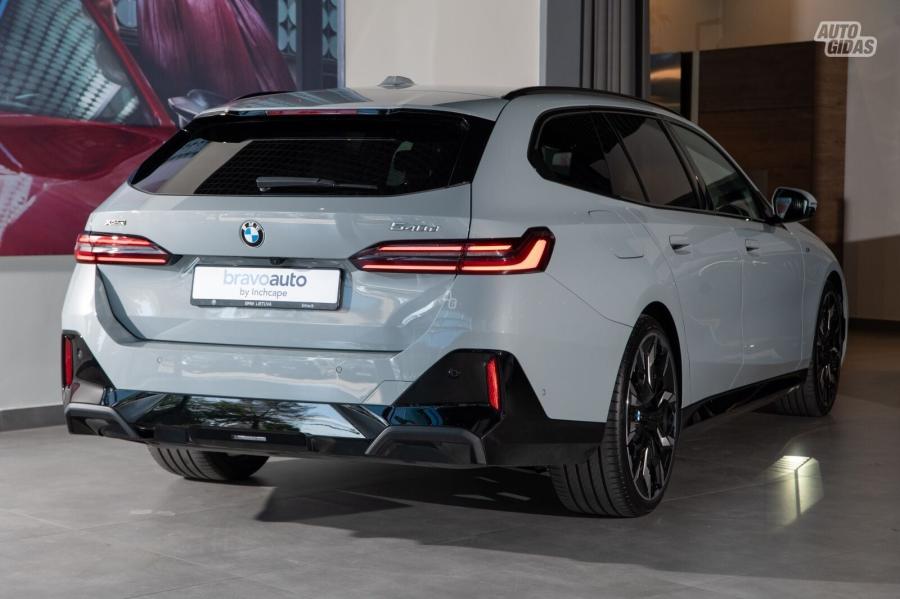 Pelēks BMW 540 2025 Kauņa, ar dzinēja tilpumu 3.00 L un nobraukumu 43 tūkst. km par 67771 €, foto 6 vietnē AUTOMOTO.COM.LV