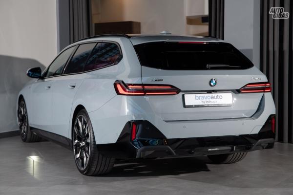 Pelēks BMW 540 2025 Kauņa, ar dzinēja tilpumu 3.00 L un nobraukumu 43 tūkst. km par 67771 €, foto 8 vietnē AUTOMOTO.COM.LV