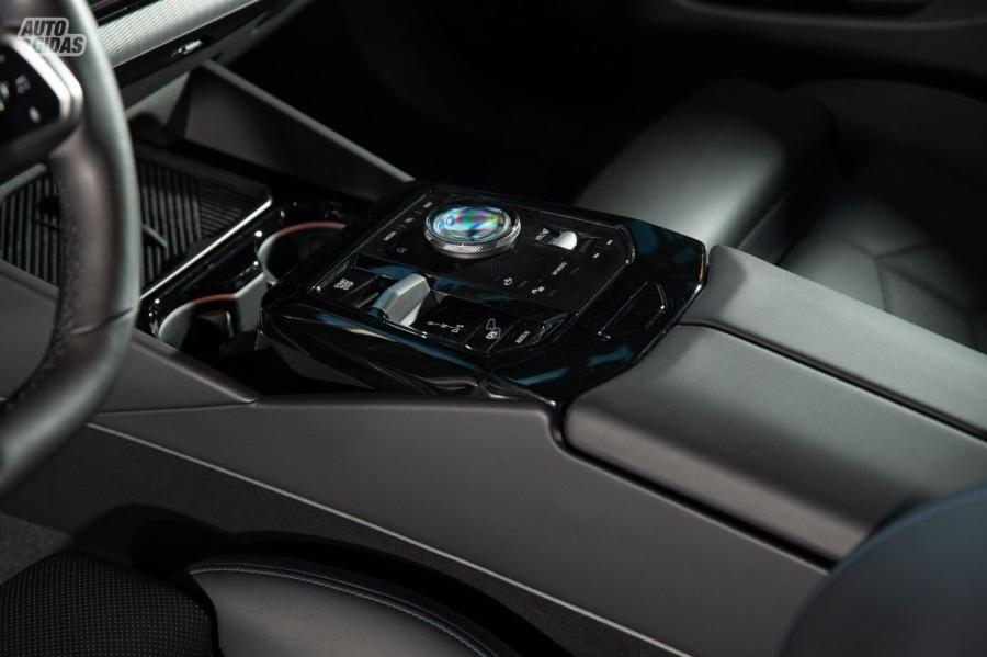Pelēks BMW 540 2025 Kauņa, ar dzinēja tilpumu 3.00 L un nobraukumu 43 tūkst. km par 67771 €, foto 18 vietnē AUTOMOTO.COM.LV